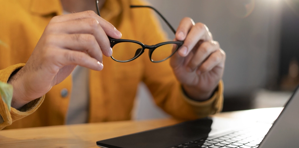 Eye Safeguard - 6 Things You Can Do Right Now to Protect Vision